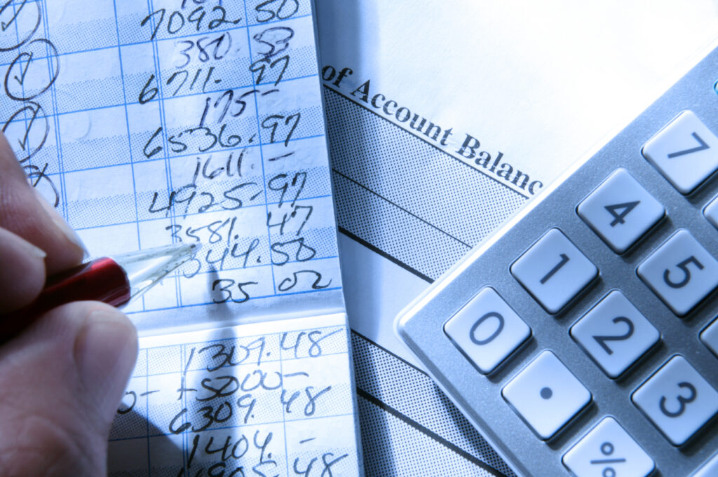 How to pay staff - Small Business UK