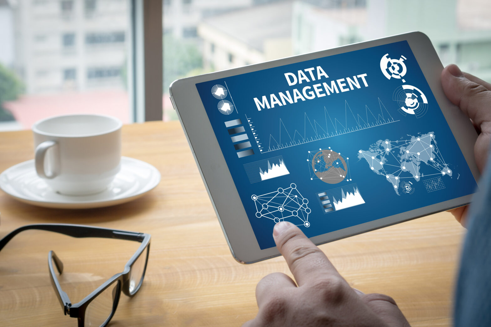 How to build a successful data management strategy
