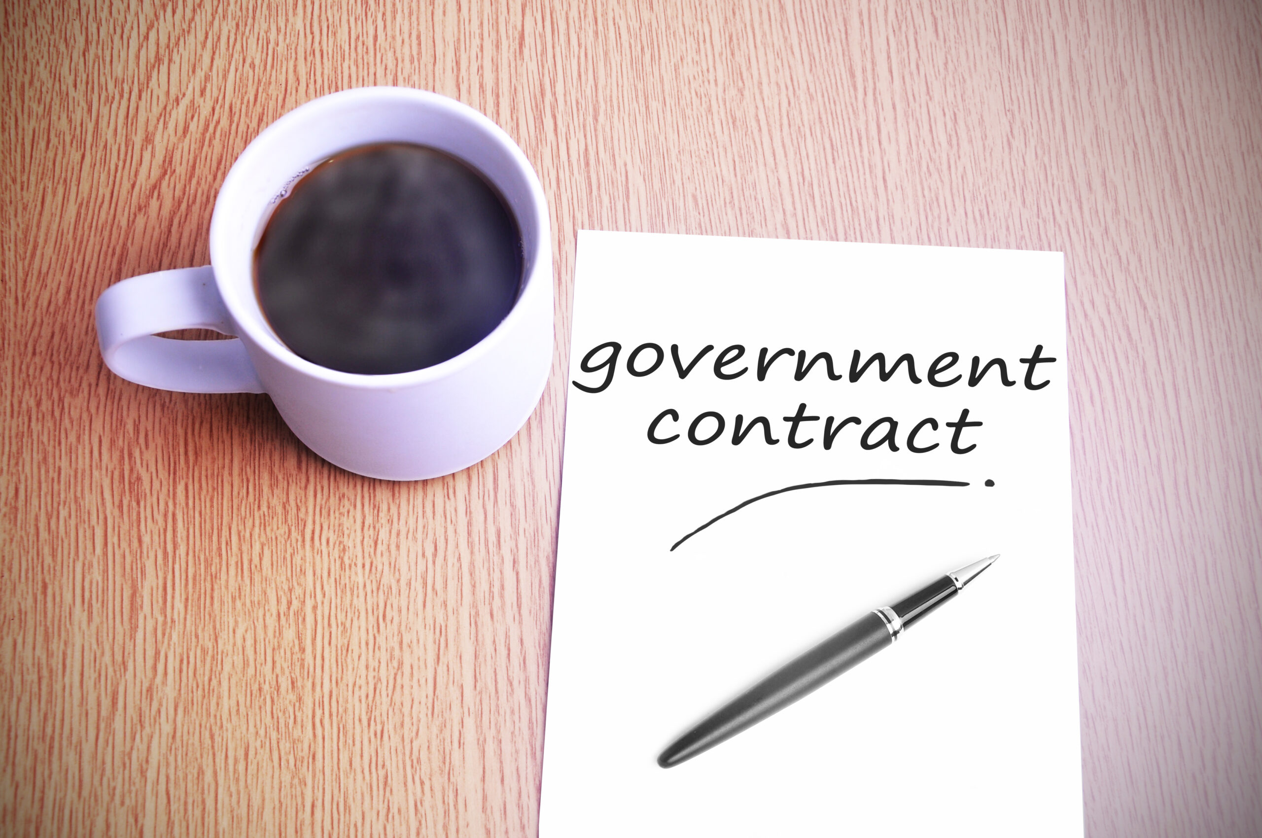 Why are smaller businesses still struggling to win government contracts?