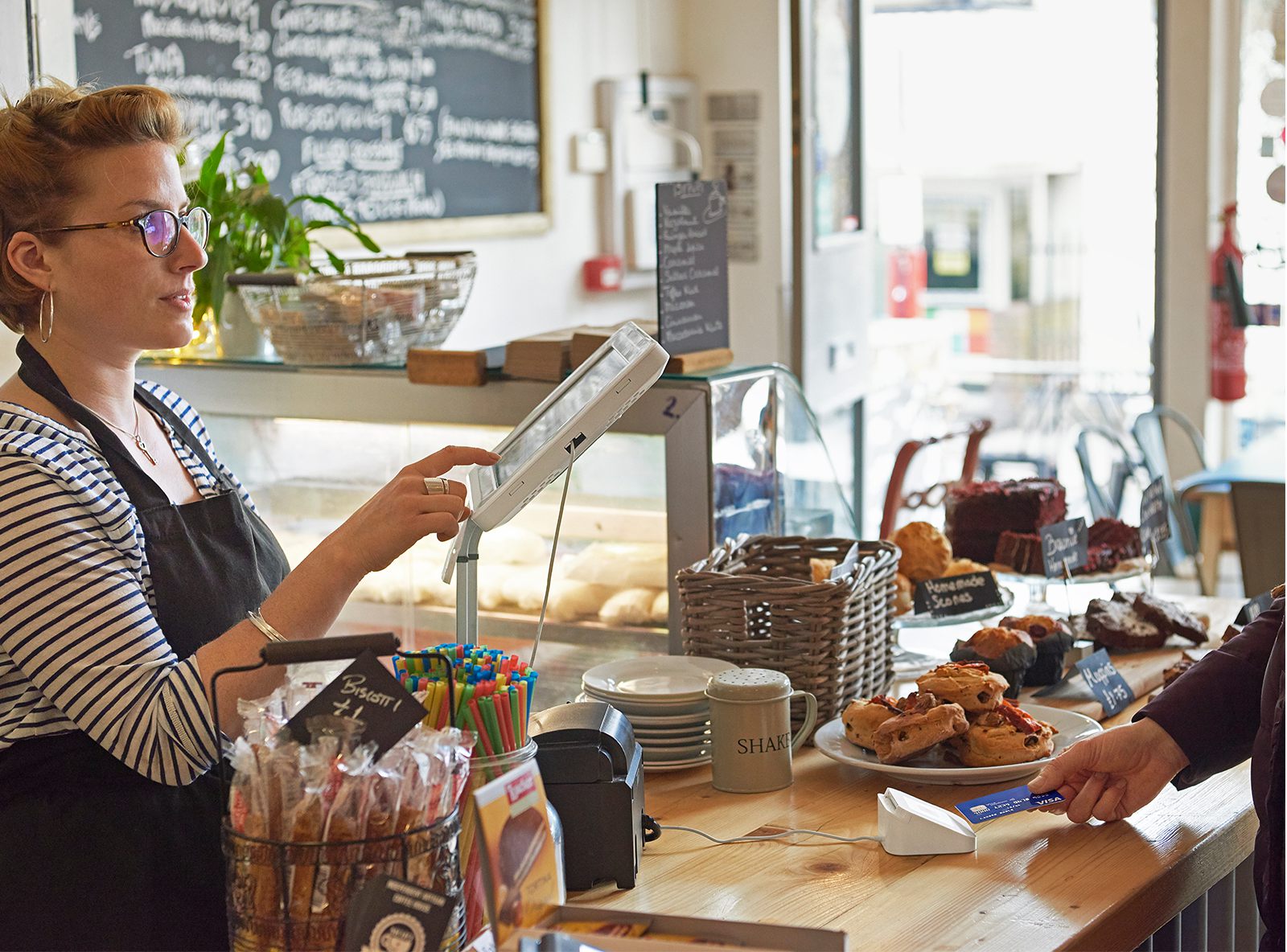 40% of the UK's micro businesses do not accept card payments - Small ...